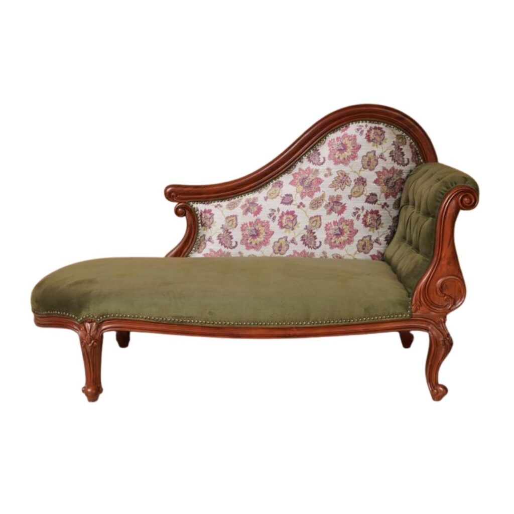 VICTORIAN DAY BED – Woods